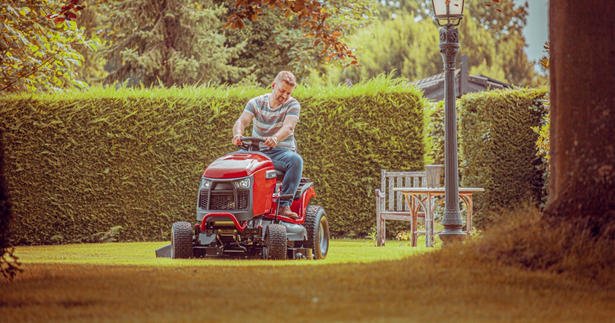 SPX175 Lawn Tractor | Snapper